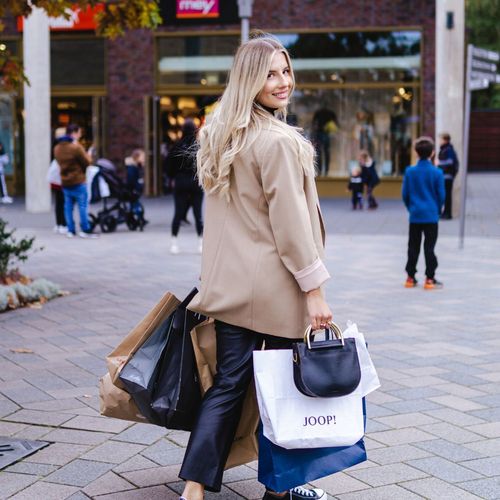 Designer Outlet Soltau | Mehr als 80 Fashion & Lifestyle Marken immer ...